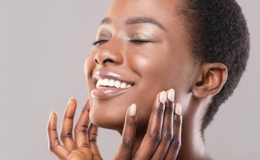 Rugas no rosto: tipos, como evitar e cuidar das linhas de expressão